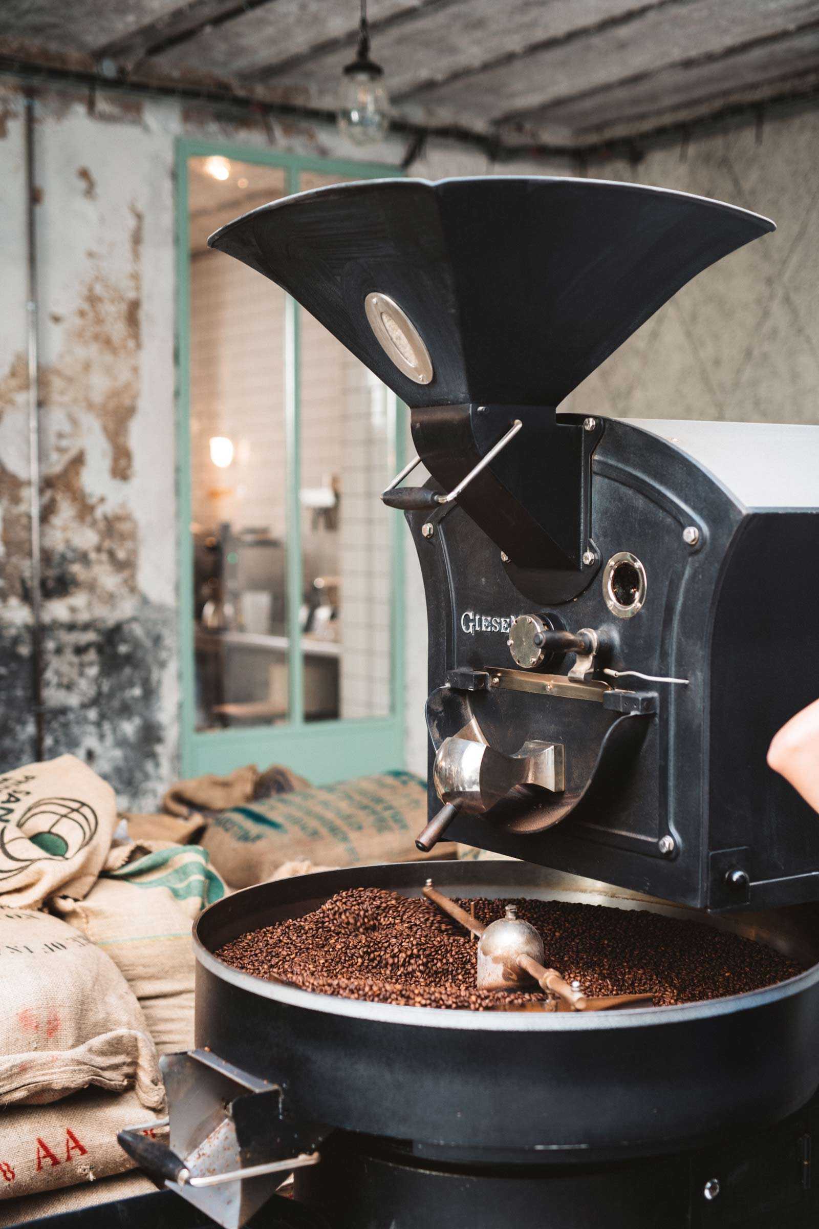 Yonder Coffee | Cafés Belleville - Paris, France